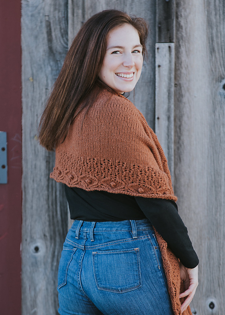 Ravelry: Ovale Stole pattern by Courtney Spainhower