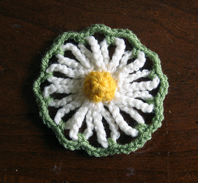 Ravelry: Vintage Daisy Motif pattern by Heidi Nieling