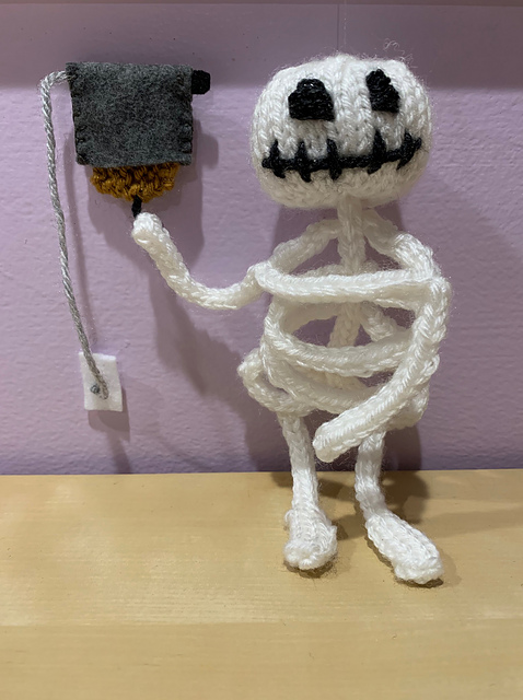 Ravelry: DUMMKOPF from Dumb Ways to Die pattern by Carrie Atwood