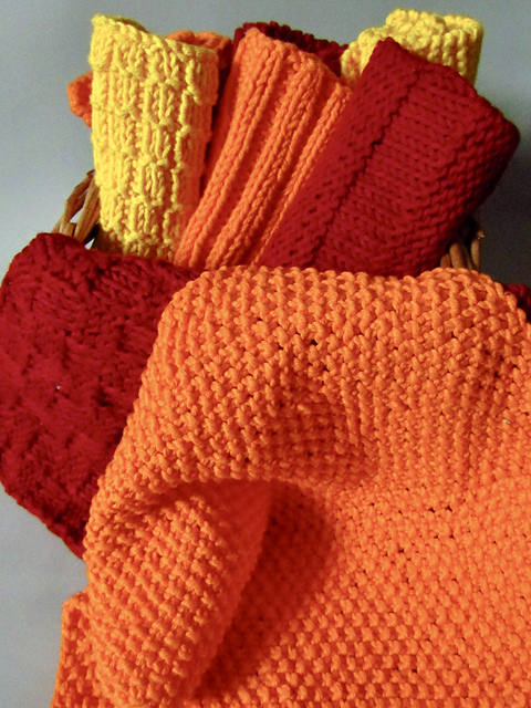 Ravelry: Learn to Knit 8: Seed Stitch pattern by Ash Thorne