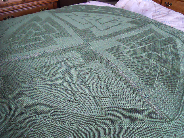 Ravelry: Valknut Blanket pattern by Rachel Warnock