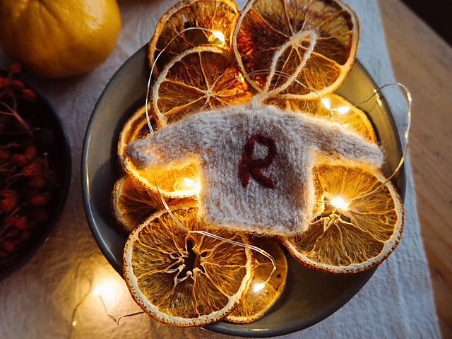 Ravelry: Mini Sweater pattern by Anna Sjösvärd Knitwear