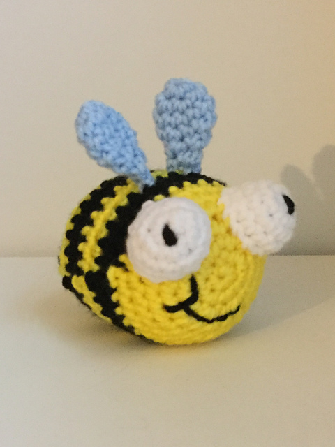 Ravelry: Amigurumi Derpy the Bee pattern by Jenn Mulherin