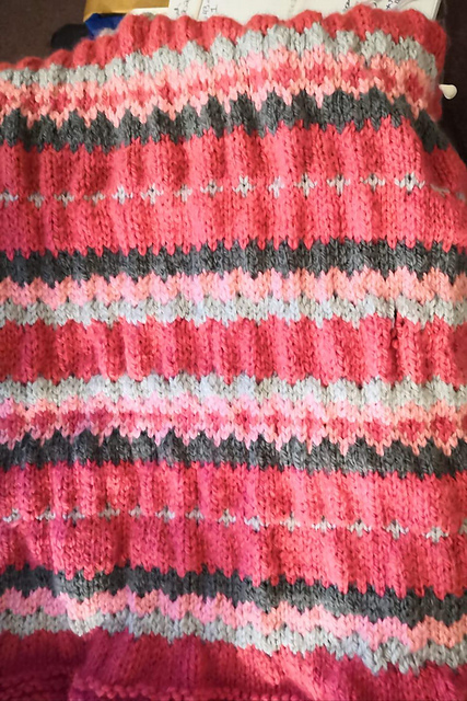 Ravelry: stephbriggsuk's Pomegranate Grey Bernie Scarf