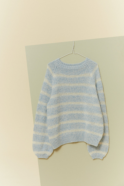 Ravelry: 376-4 Vilmagenser pattern by Rauma Garn