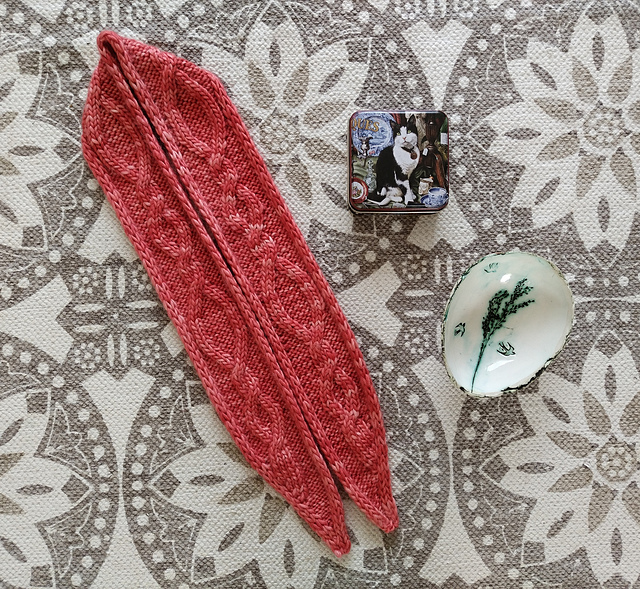 Ravelry: Melody Cable Scarf pattern by Samantha West