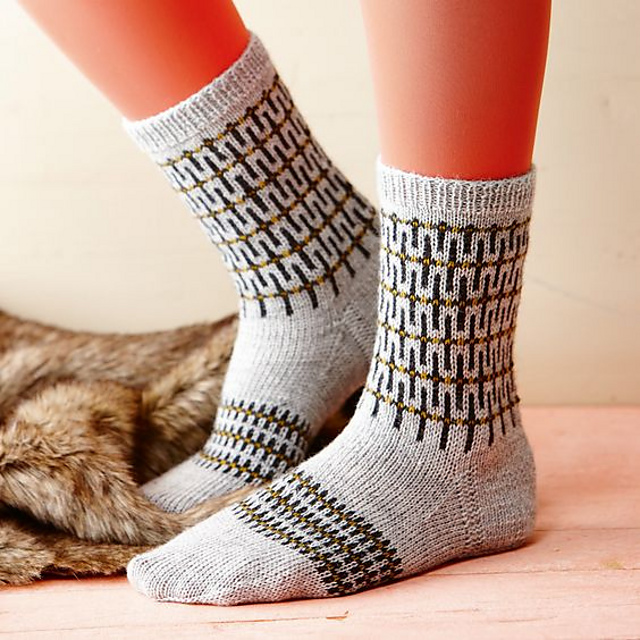 Ravelry: Soxx No. 20 pattern by Kerstin Balke