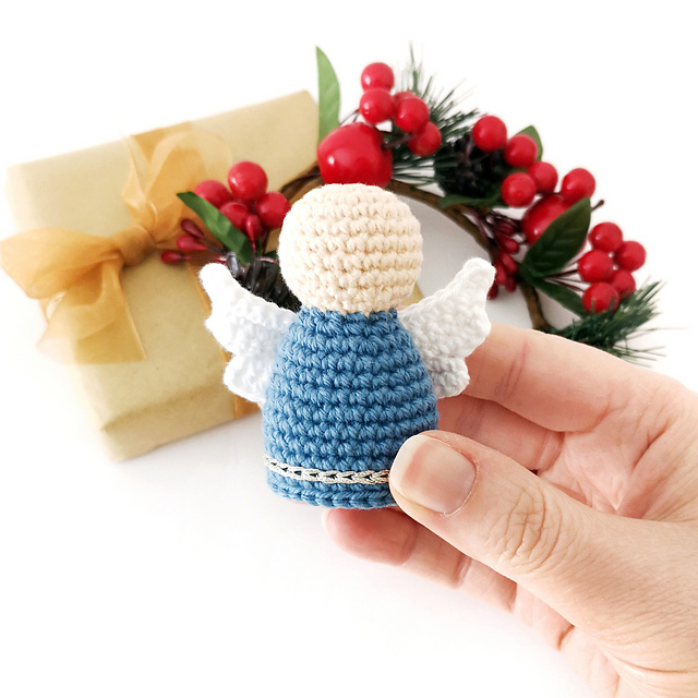 Ravelry: Angel Ornament pattern by Fay Lyth