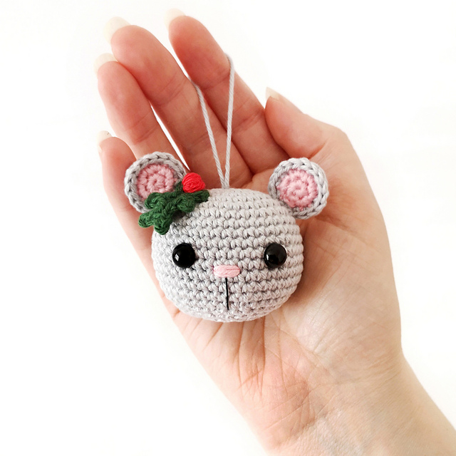 Ravelry: Mouse Ornament pattern by Fay Lyth