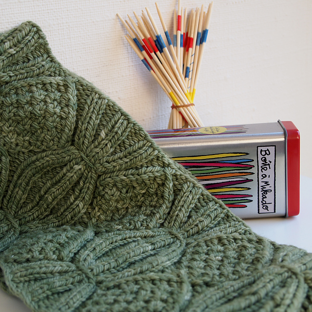 Ravelry: Mikado Cowl pattern by Susan Ashcroft
