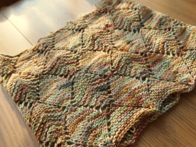Ravelry: Leaf loop pattern by Susan Ashcroft