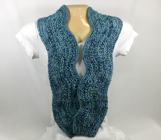 Ravelry: Ocean Waves Scarf pattern by Viola M. Soffe