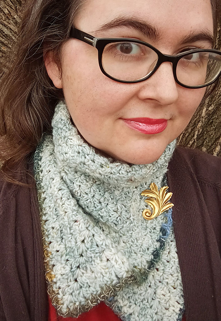 Ravelry: Folded Eyelet Cowl pattern by Lauren McGoveran