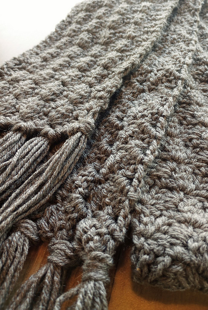 Ravelry: Easy Textured Scarf pattern by Lauren McGoveran