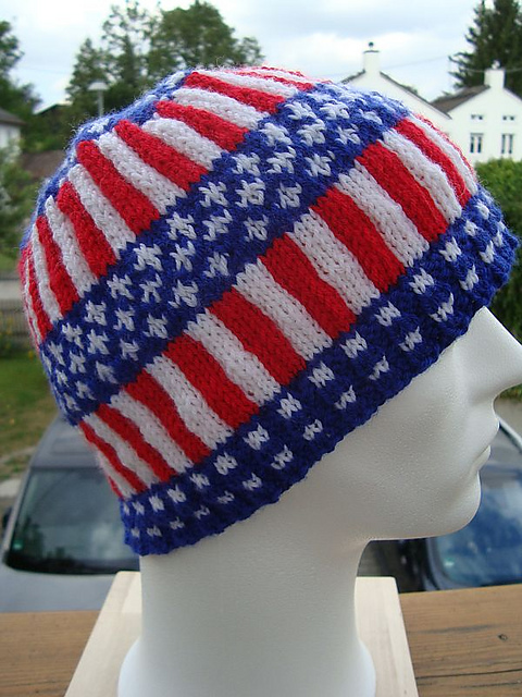 Ravelry: Star spangled cap pattern by Sandra Jäger