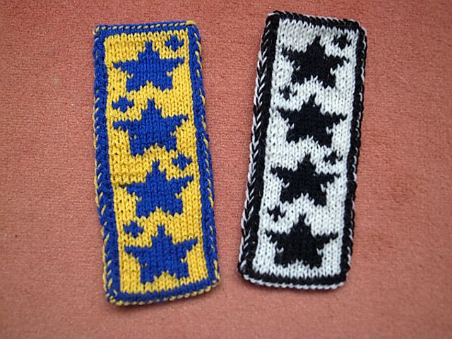 Ravelry: Double knitting star bookscarf pattern by Sandra Jäger