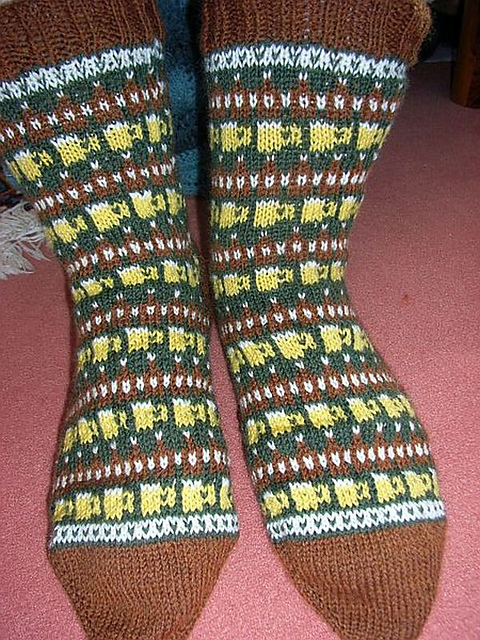 Ravelry: Beer socks pattern by Sandra Jäger