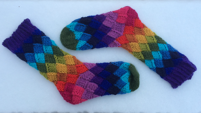 Ravelry: regnbue raggies pattern by strikkgærn