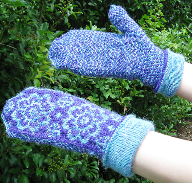 Ravelry: Daisy Mittens pattern by String Theory 2.0