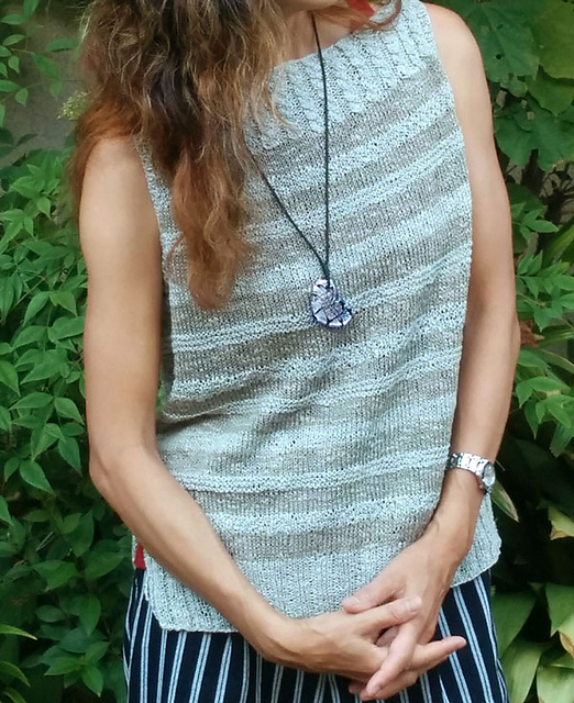 Ravelry: p.45 Linen Texture-Striped Vest pattern by Mariko Oka (岡まり子)