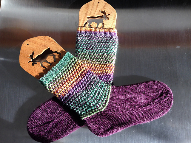 Ravelry: Rozel Socks pattern by Sue Jackson