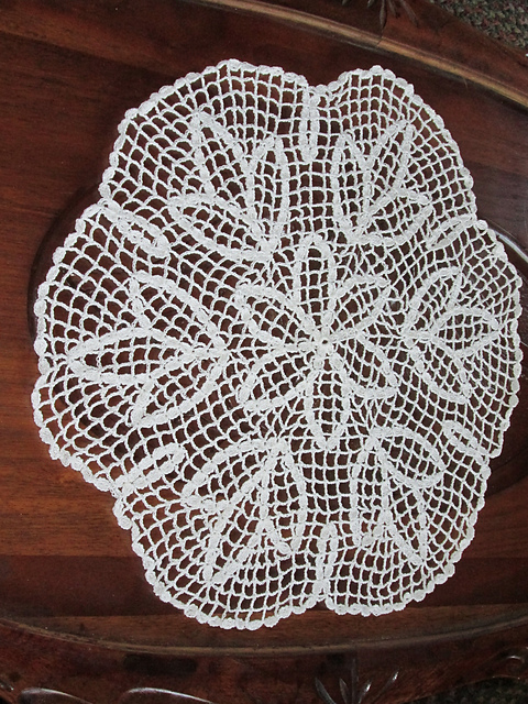 Ravelry: Small Contemporary Doily pattern by McCall Pattern Company