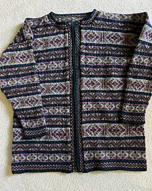 Ravelry: sunnyolsen's Scottish Hebrides Cardigan