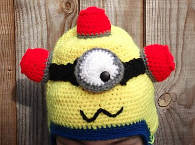 Ravelry: sunshinegirl3's 4 More Minion Hats