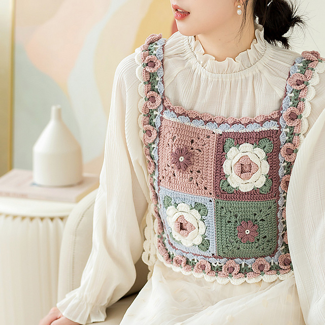 Ravelry: Evening Cloud Square-Collar Vest pattern by Susan's family