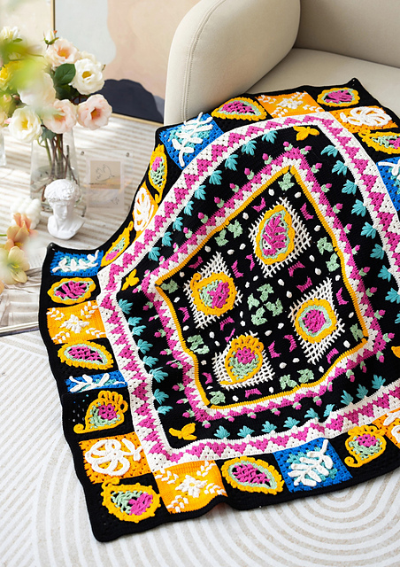 Ravelry: Paisley Blanket pattern by Susan's family