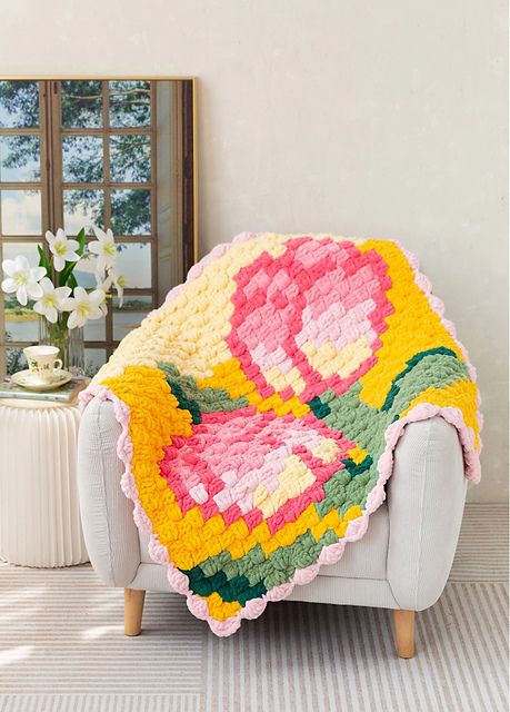 Ravelry: Flower Pixel Blanket pattern by Susan's family