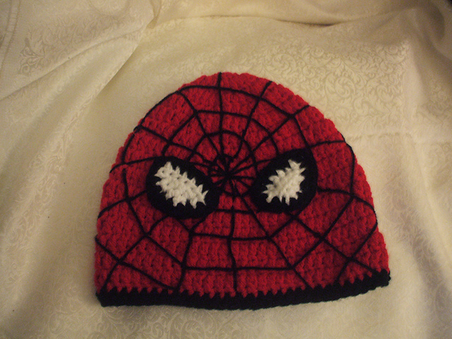Ravelry: Spiderman Hat "n" scarf pattern by susan wilkie