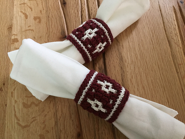Ravelry: Mosaic Napkin Ring pattern by Susanne Anacker
