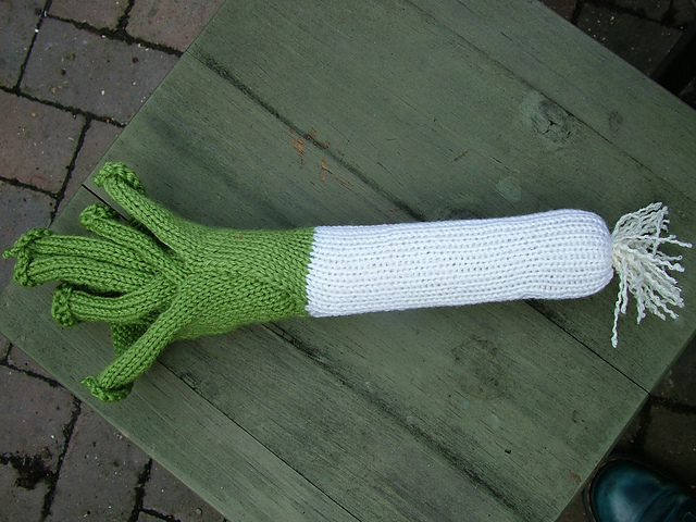 Ravelry: Leek pattern by Susie Johns
