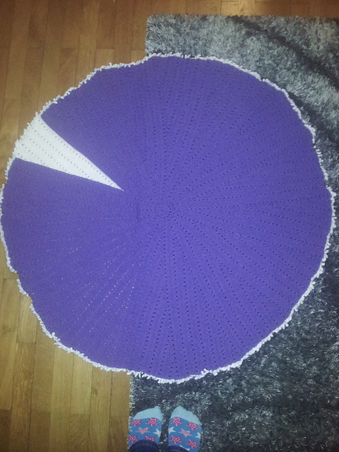 Ravelry: Circular Shawl pattern by Sirdar