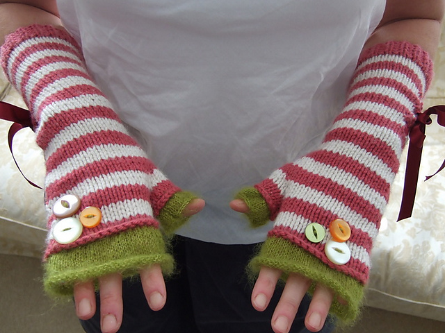 Ravelry: Humbugs pattern by Suzie Johnson