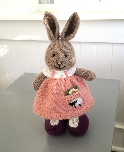 Ravelry: suzymarie's Sheep Pocket Dress