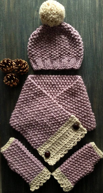 Ravelry: Chunky Moss Stitch Hat, Scarf and Gloves pattern by Suzy Rai