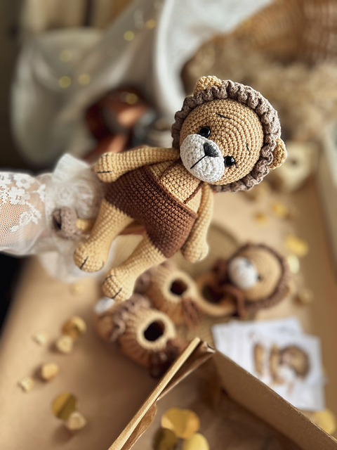 Ravelry: Dominic the Lion pattern by Svitlana Kuzyk