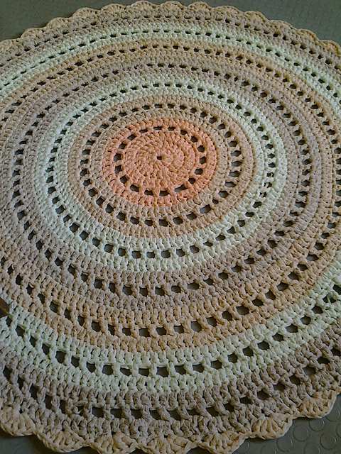 Ravelry: swamiamara's Mandala Rug