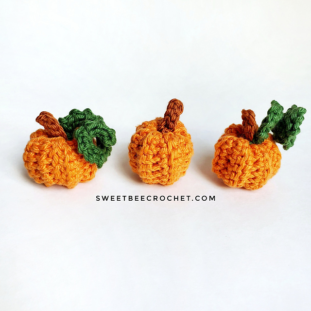 Ravelry: Tiny Cute Pumpkin pattern by Sweet Bee Crochet