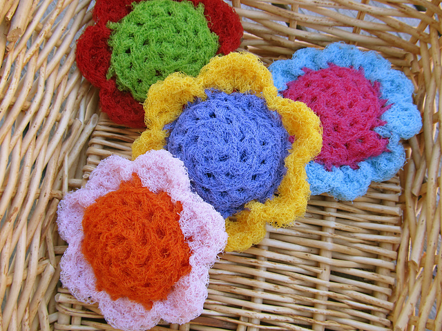 Ravelry: Flower Puff Scrubbie pattern by Melanie Larsen