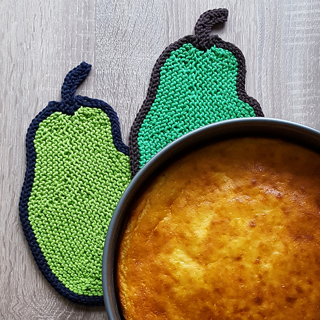 Ravelry: Pear Potholders pattern by Sybil R