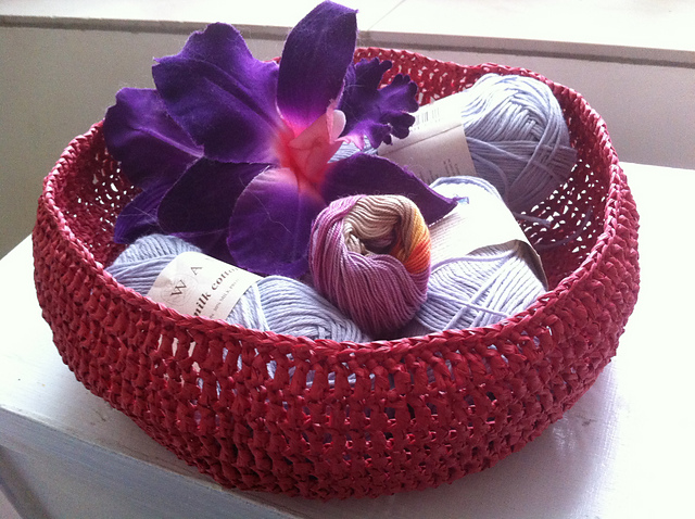 Ravelry: Round basket pattern by Bao D.