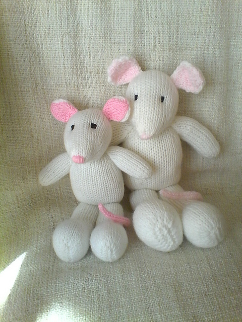 Ravelry: Marcus the Mouse pattern by Suzanne Lombard