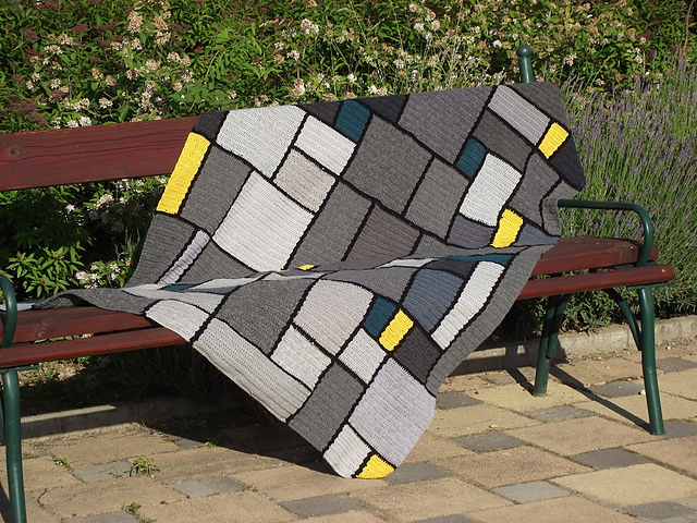 Ravelry: szinreszin's Let's Crochet Mondrian