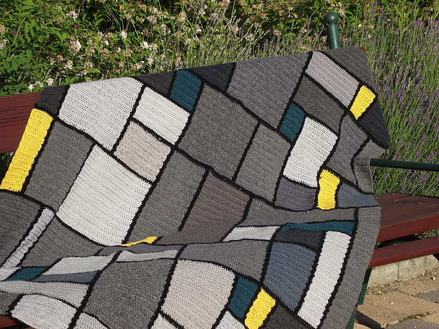 Ravelry: szinreszin's Let's Crochet Mondrian
