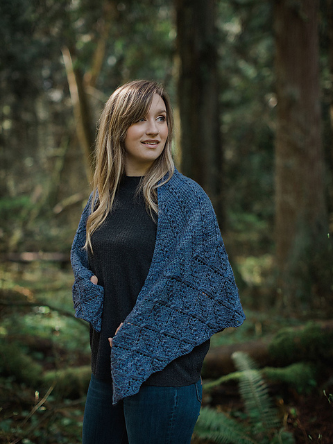 Ravelry: Rowenna pattern by Sue Gleave