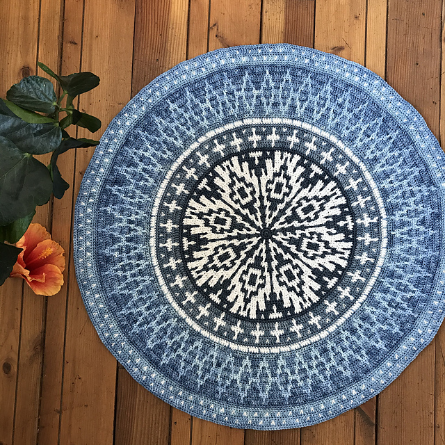Ravelry: taemombo's Ocean Time Mandala Rug