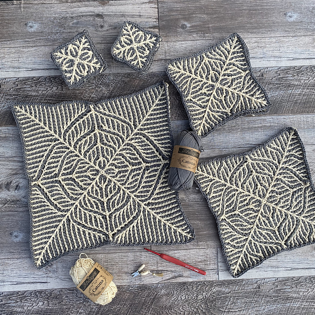 Ravelry: taemombo's Archway Square project